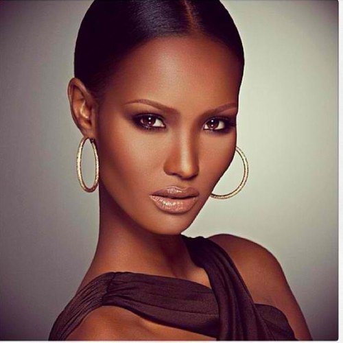 Fatima Siad Born December 17 1986 Somali Model World Biographical
