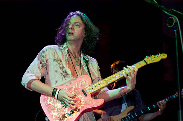 Dave Kilminster (born January 25, 1962), British Guitarist, vocalist ...