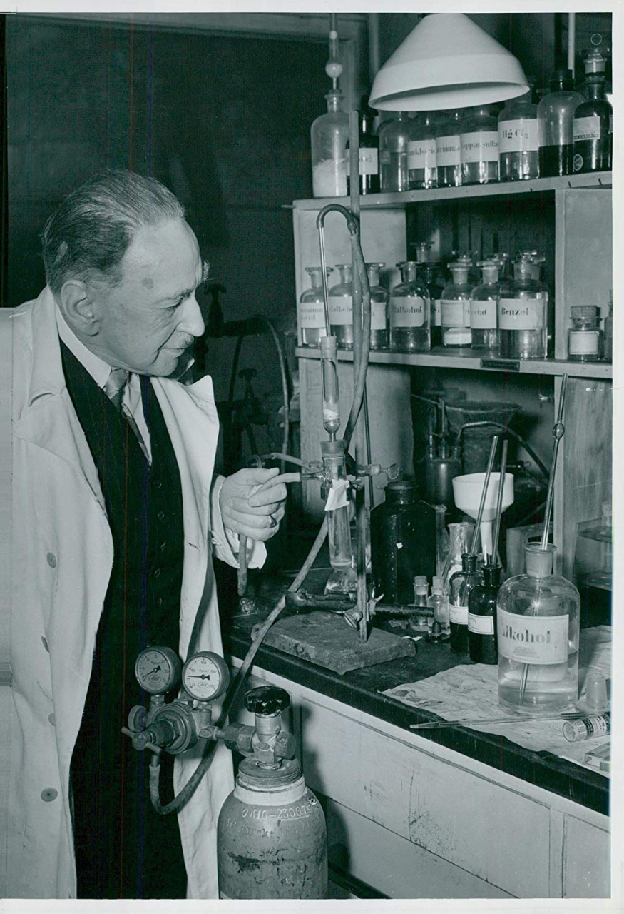 Hans von Euler-Chelpin (February 15, 1873 — November 6, 1964), Swedish ...