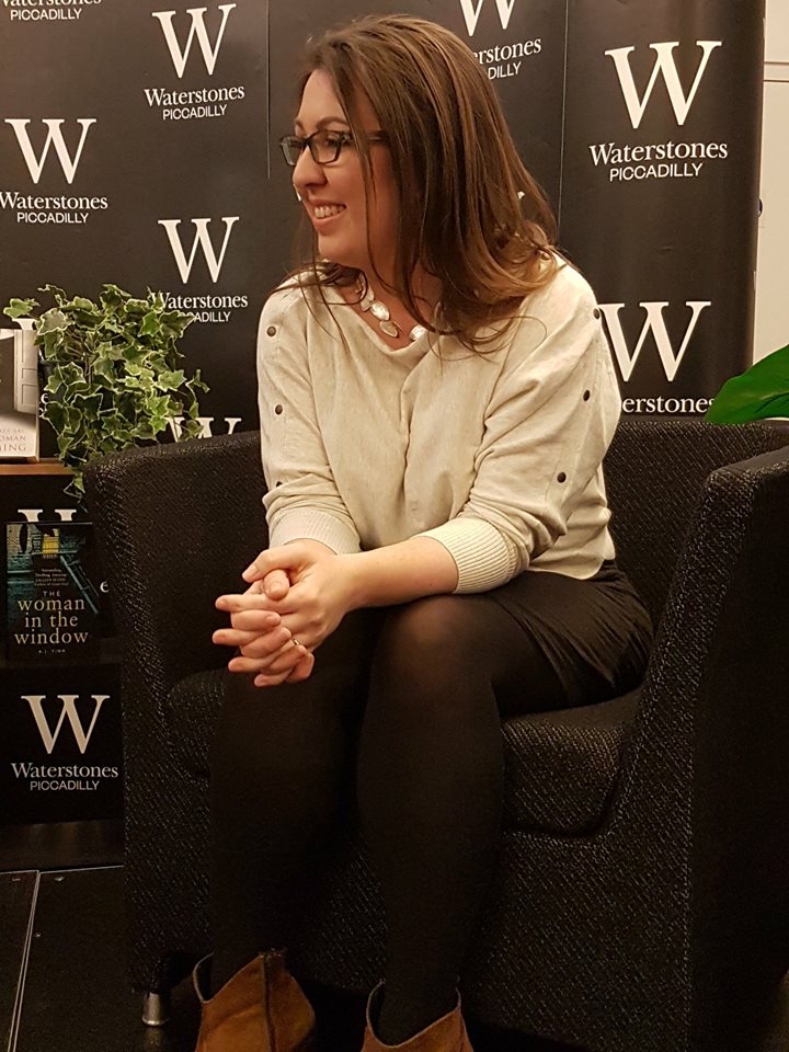 Ruth Ware (born 1977), British novelist, writer | World Biographical ...