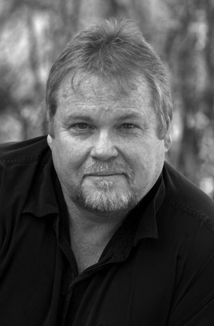 Michael Lee (born 1946), American author | World Biographical Encyclopedia